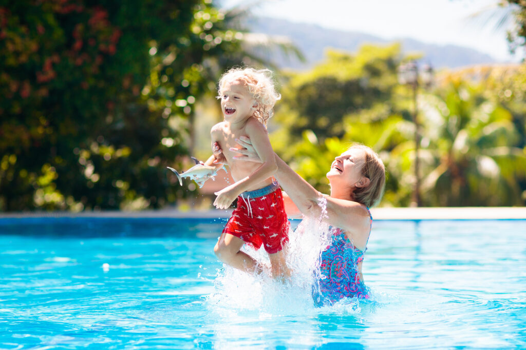 Etiquette of Japanese Swimming Pools – Japan Life Guide